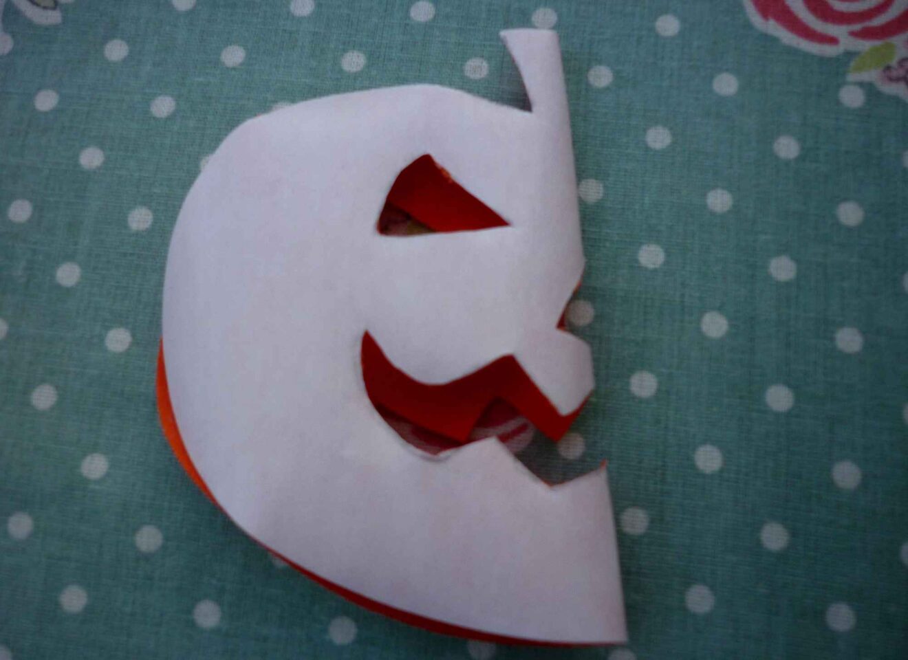 Make your own pumpkin face motif top in minutes using an iron on patch ...